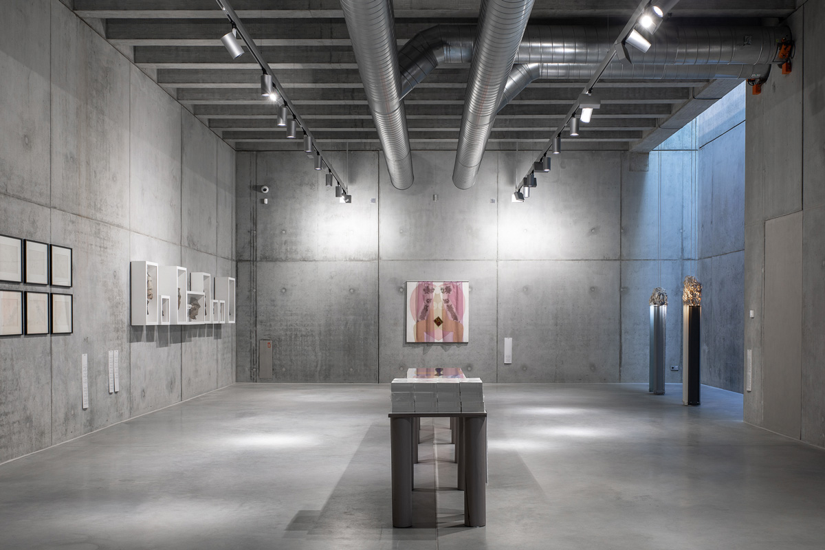 Výstavní sály ostravské galerie PLATO - Etna iGuzzini